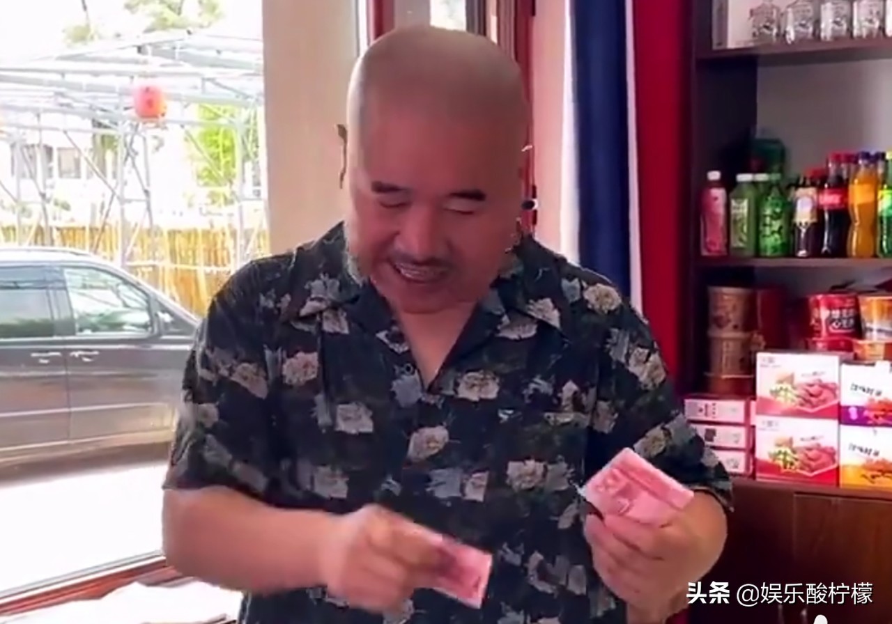 Su Yuhong sits and dances, Pi Changshan looks straight, Liu Neng ...