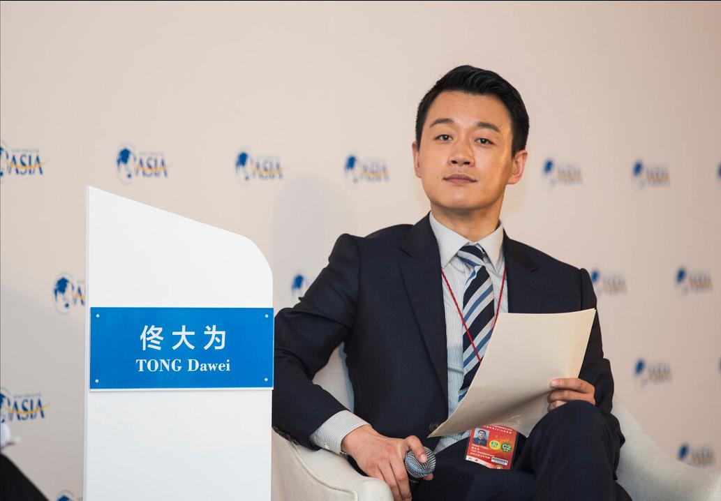 Relying on the gold master to change his fate against the sky, and ...