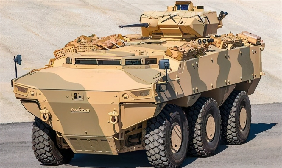 Large eight-wheeled armored vehicles developed by countries all over ...