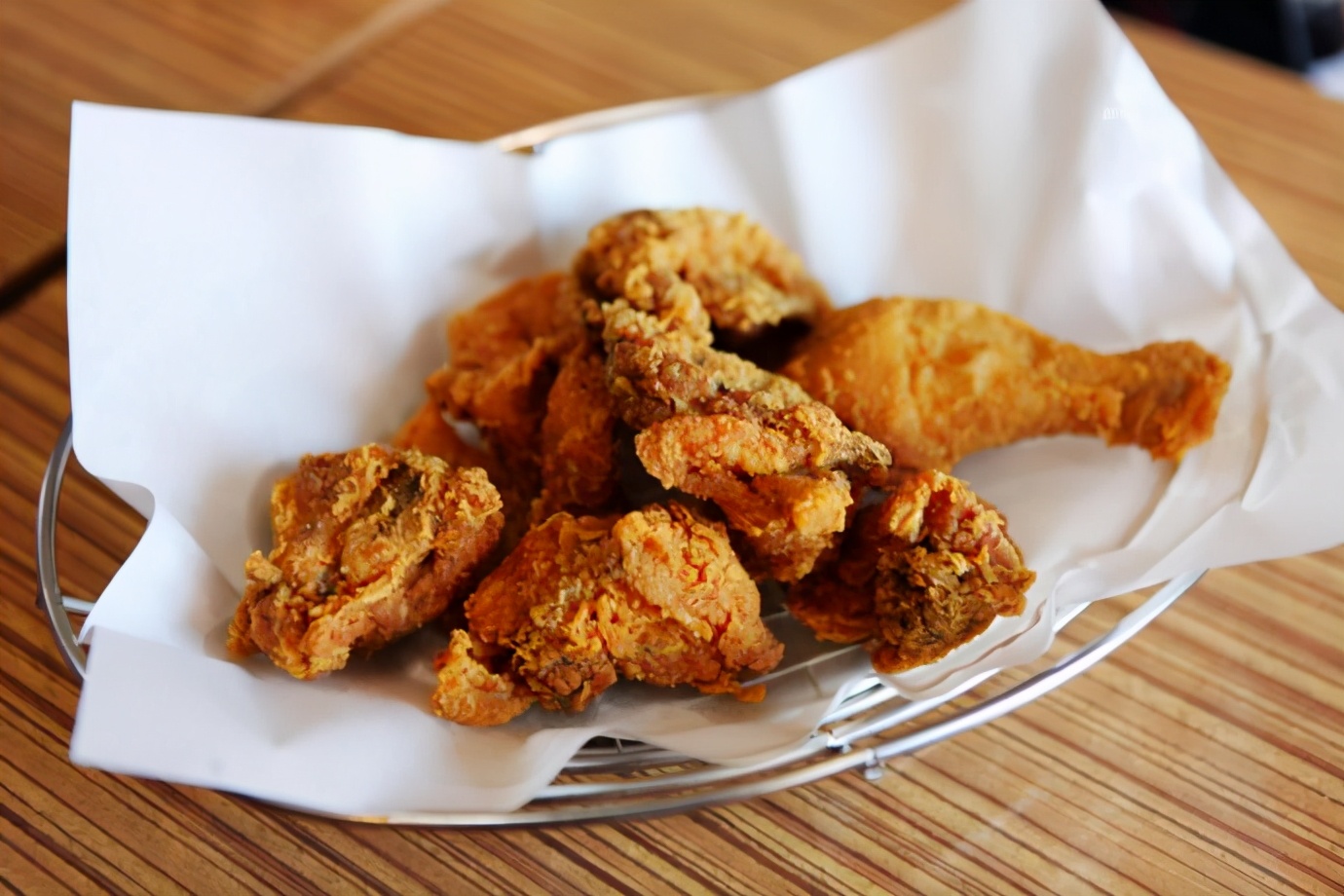 Jeju, I was eating fried chicken at the Teddy Bear Museum - iNEWS