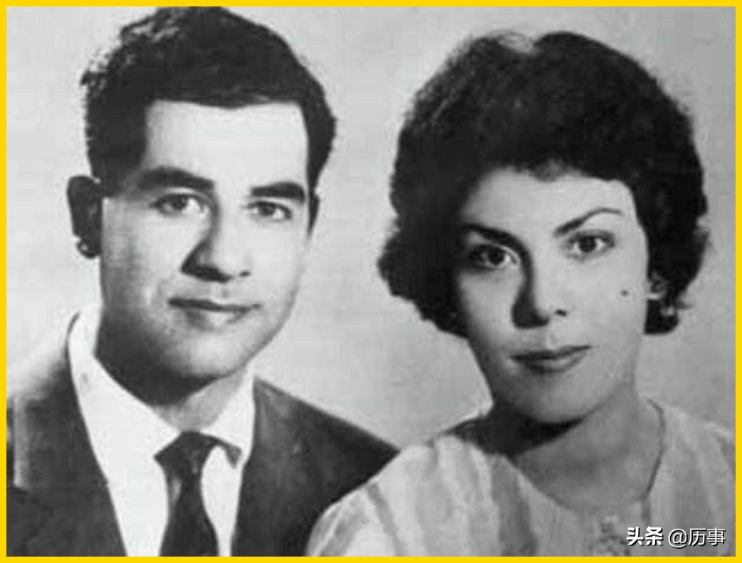 Why did the savior become the ghost of Saddam's sword?Who is the black ...