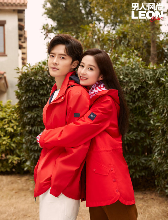 Ying Er Fu Xinbo co-produced the Valentine's Day blockbuster, holding hands and hugging like ...