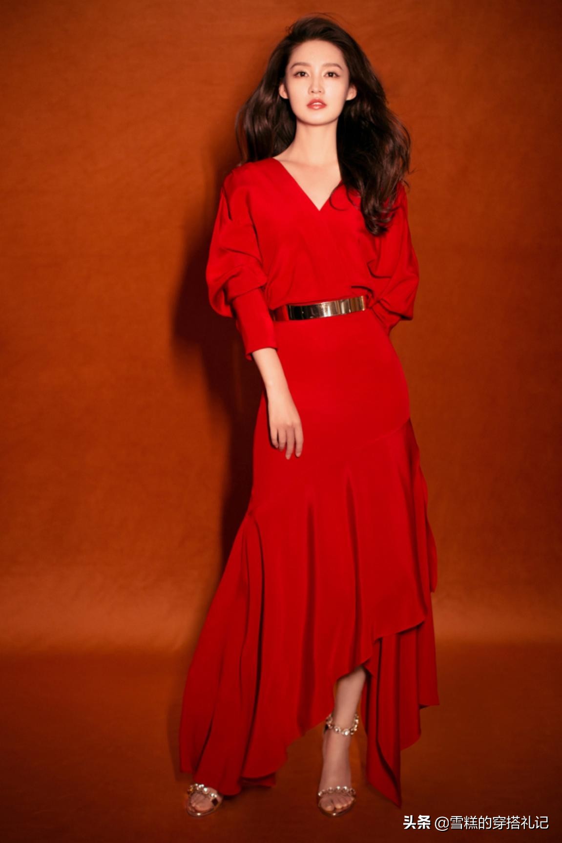 This summer, a color called: lychee red, white and elegant, stars have ...