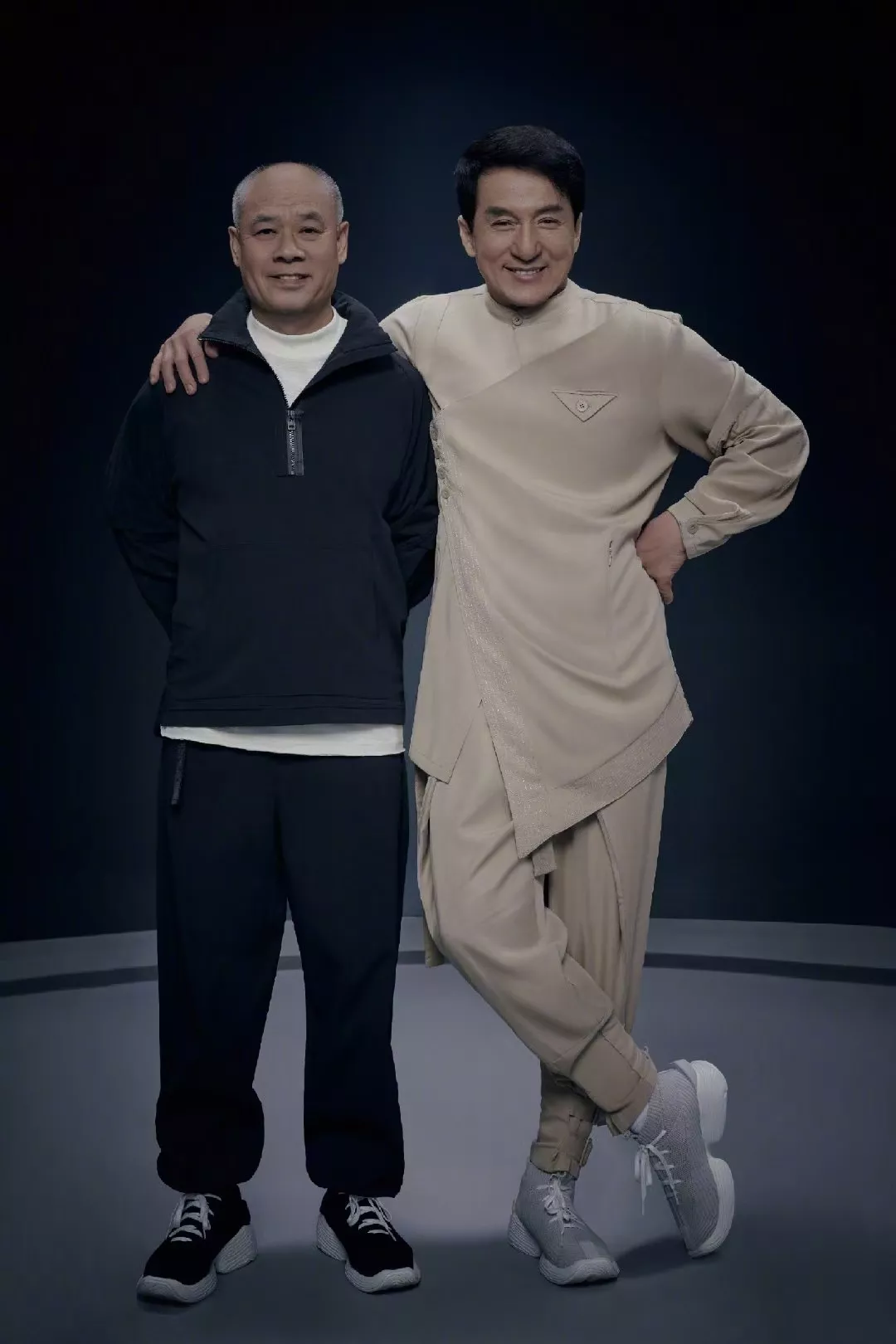 Li Ning's recent photos, gymnastics god is getting old!His wife is ...