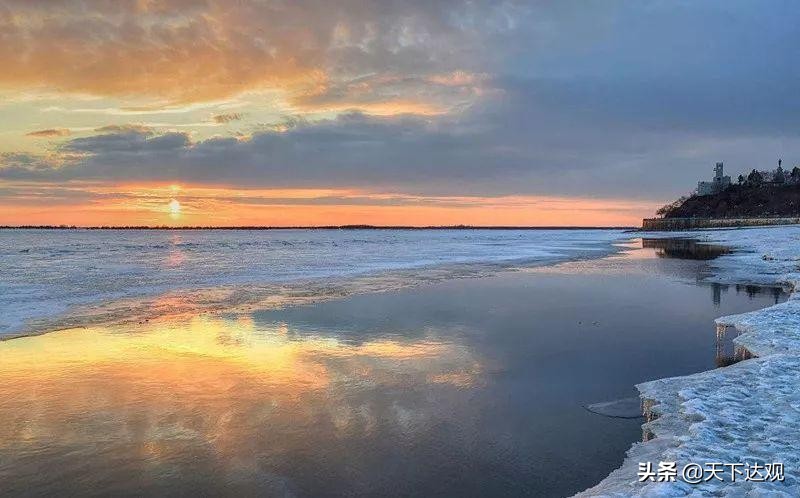 Siberia has the most water in the rivers and the largest river that ...