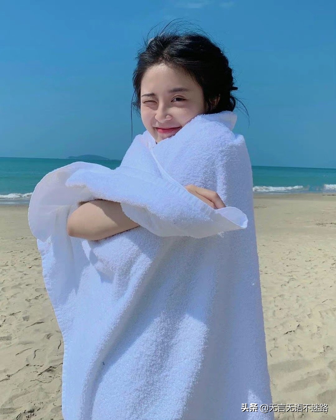 The best goddess Yan Yinan, pure desire wind ceiling - iNEWS