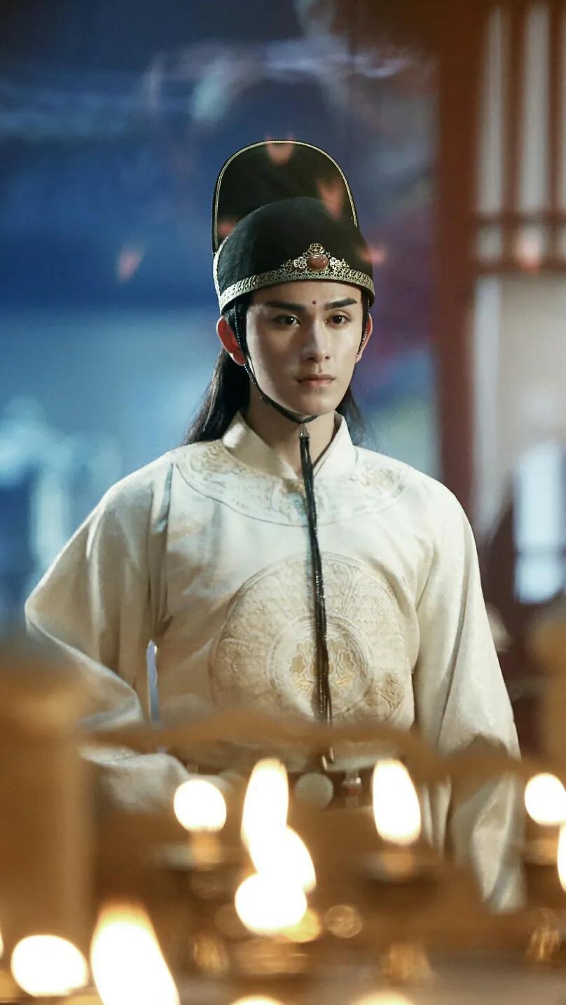 Sanguan runs with the five senses, these 6 vicious but unhingable male ...