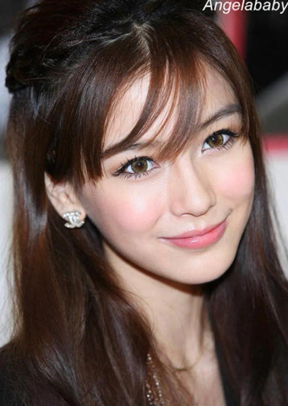Have you seen Angelababy in the young model period ten years ago?Yang Ying's face value ceiling ...