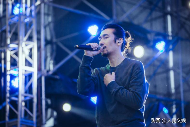 "Long-distance runner" Man Jiang - iNEWS