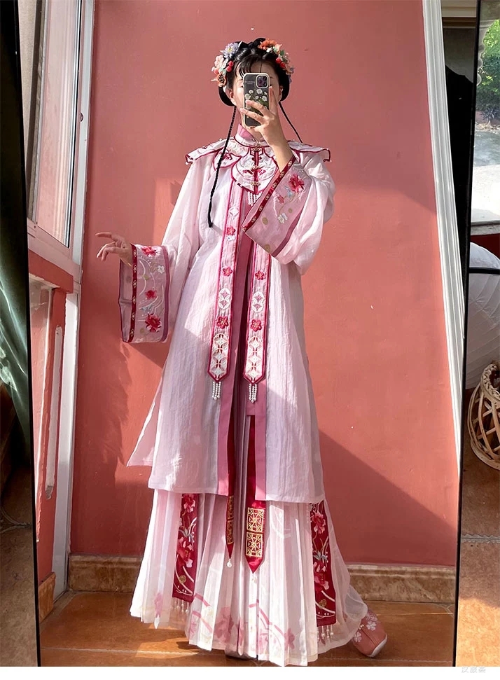 Hanfu Picture Appreciation - iNEWS