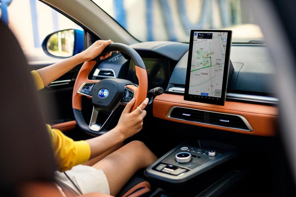 Safety guidelines for driving in rainy days must be get!BYD e2 protects ...