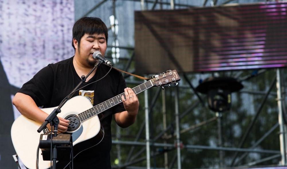 Song Dongye's performance was reported and forced to be cancelled ...