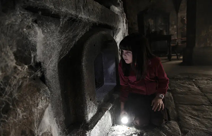 As night fell, netizens from all over the world watched this horrible ...