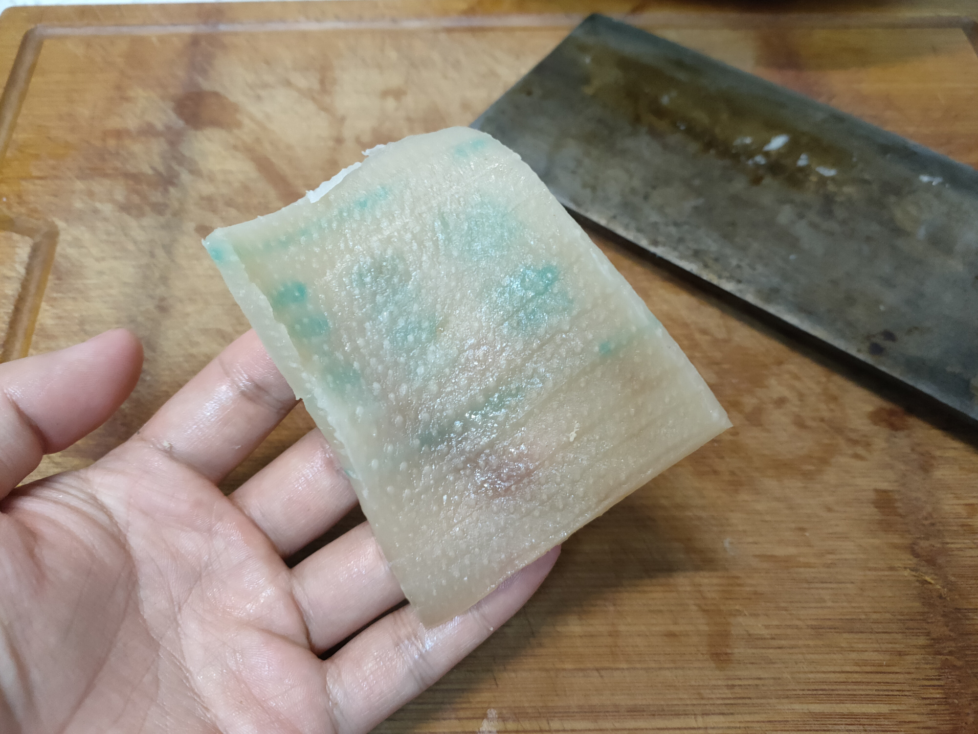 Make pig skin jelly, remember "3 boil 1 rub 2 tricks", the skin jelly ...