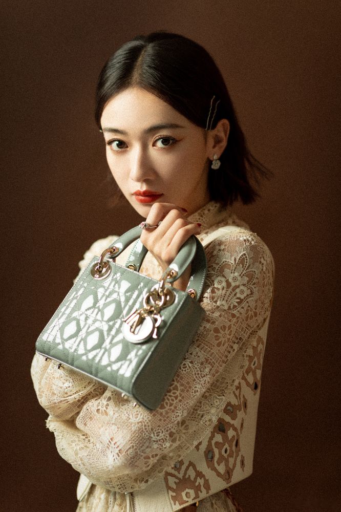 Wu Jinyan with short hair is not beautiful - iNEWS