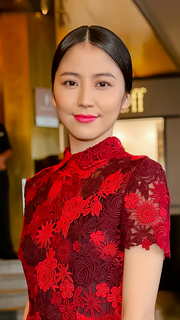 What is the experience of Japanese goddess Masami Nagasawa wearing ...