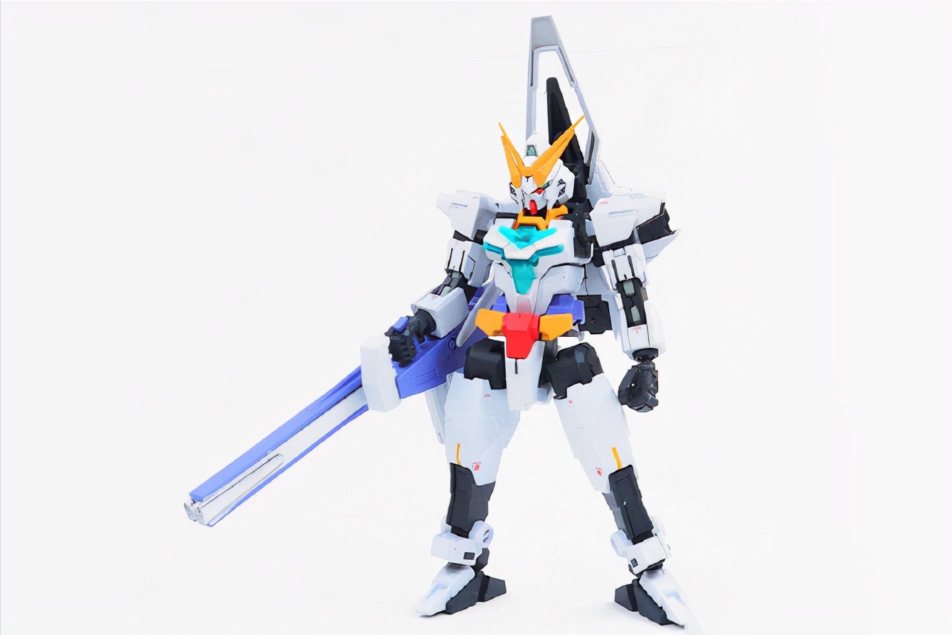 Core Gundam Modification V2 Gundam Model - iNEWS