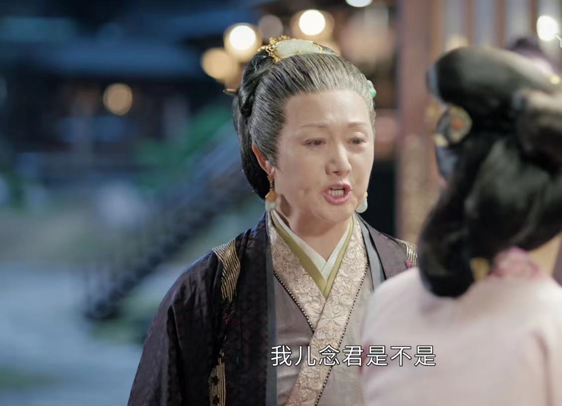 "Jun Jiuling": Two supporting characters help out, they are "Qiao ...