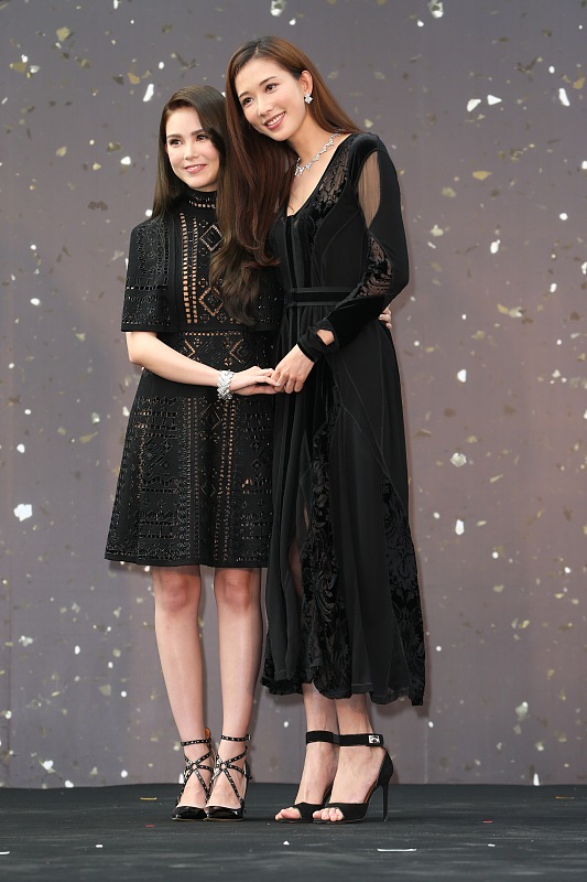 Kun Ling is really cute, she is so exquisite with Lin Chiling, she is ...