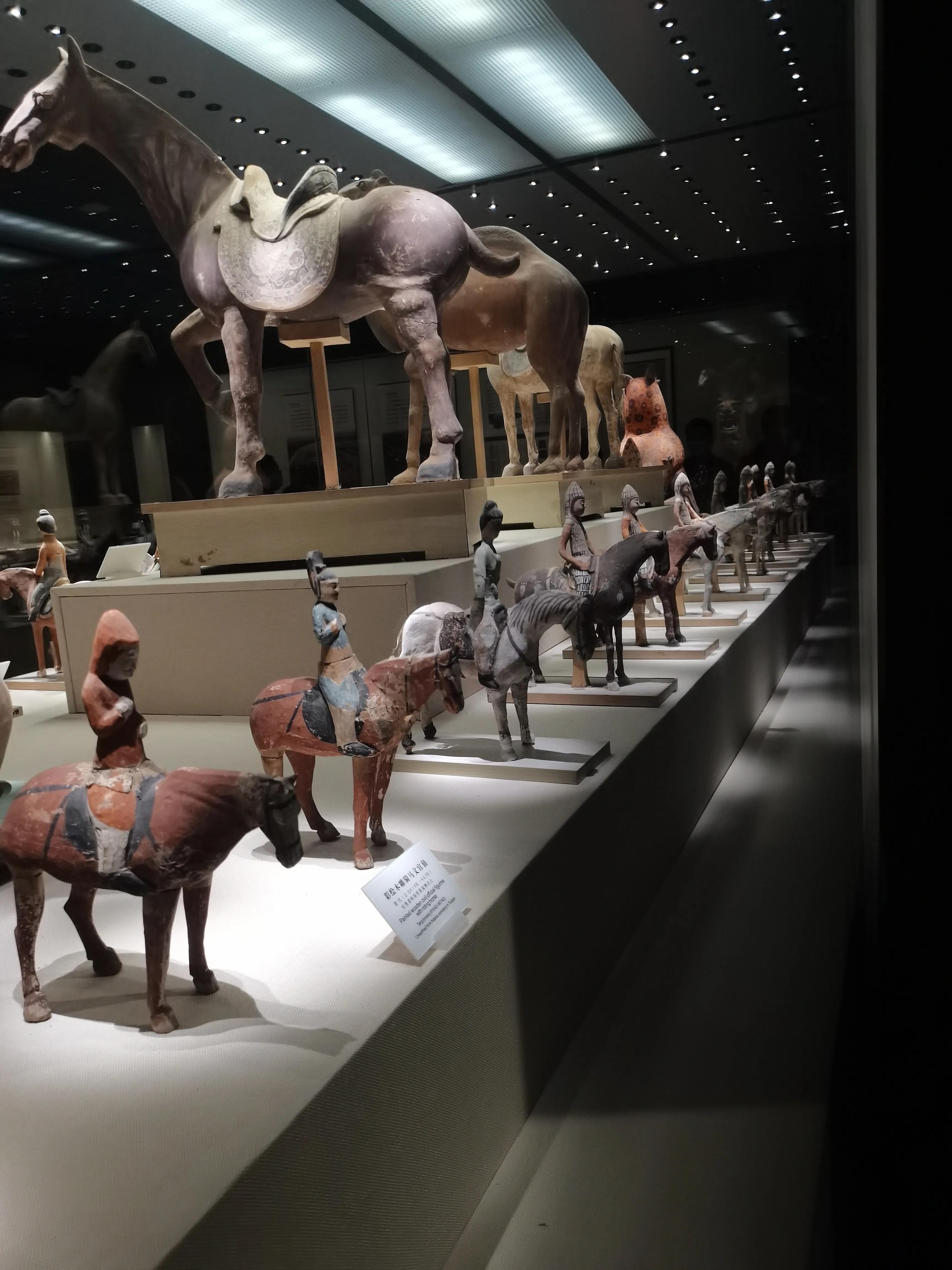 The Collection of Xinjiang Uygur Autonomous Region Museum (1) - iNEWS