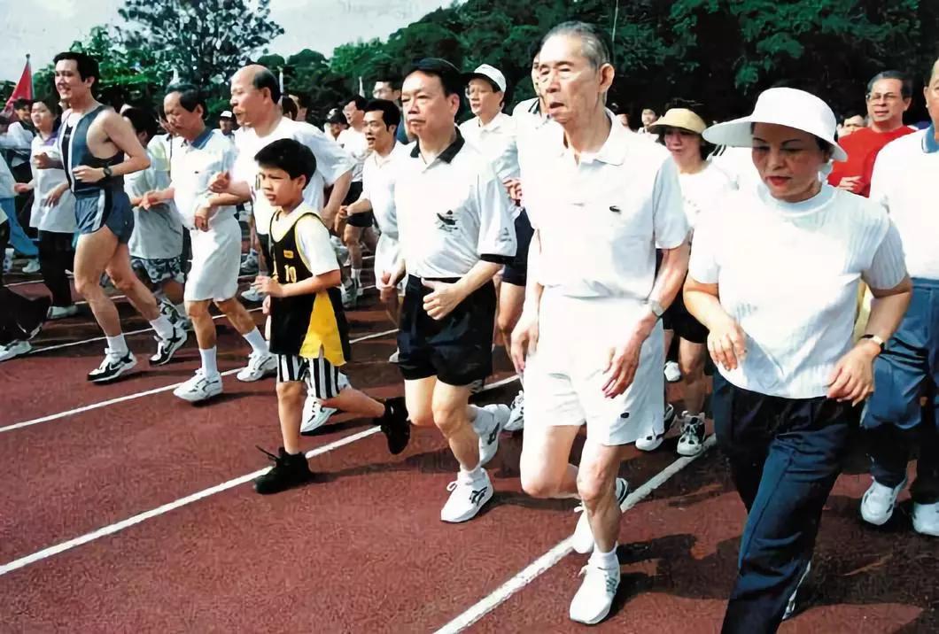 Taiwan's richest man's 600 billion inheritance is in contention. Who is ...