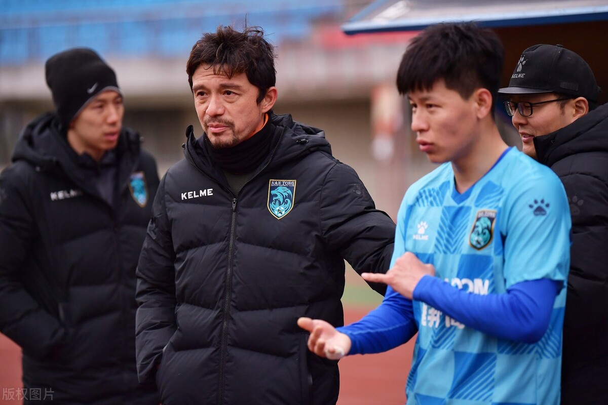Xie Hui is cold!After drinking and criticizing Jinyuan football, he was ...