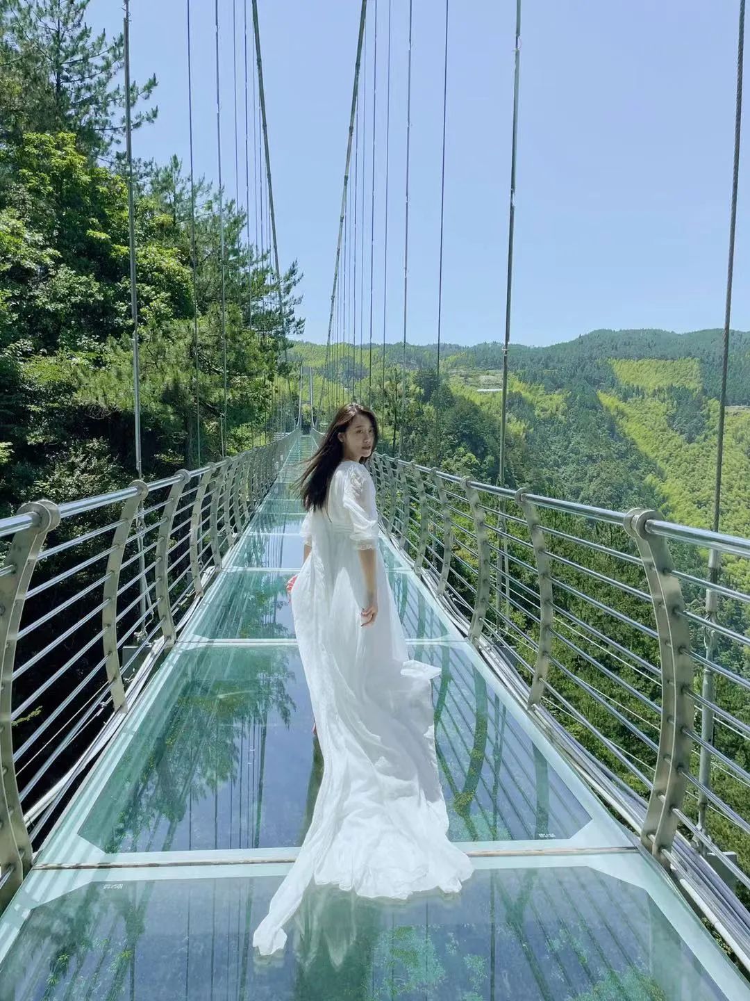 The beautiful "open" secret town, from early morning to sunset, you can ...