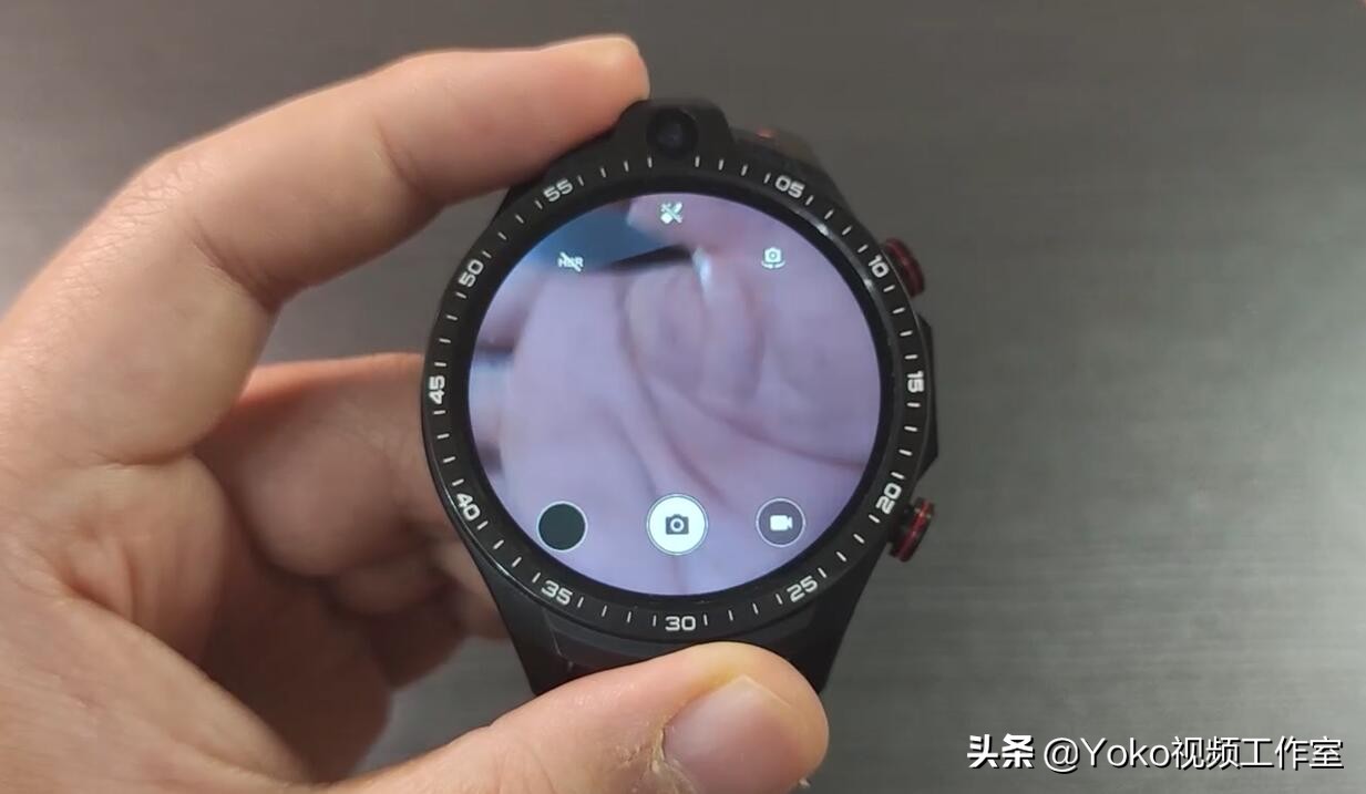 "JEEP Smart Watch" Black Knight Honor Edition, a smart watch that can ...