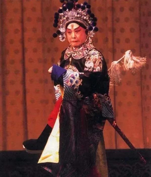 Are Peking opera actors Mei Baojiu, Tan Yuanshou, Li Weikang, and Yu ...