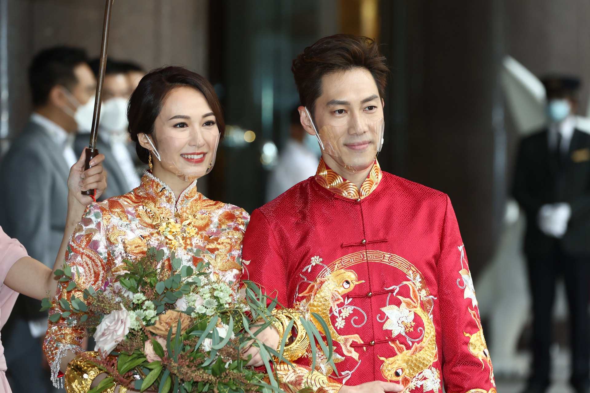 Congratulations!33-year-old Tang Yi announced the birth of a daughter ...