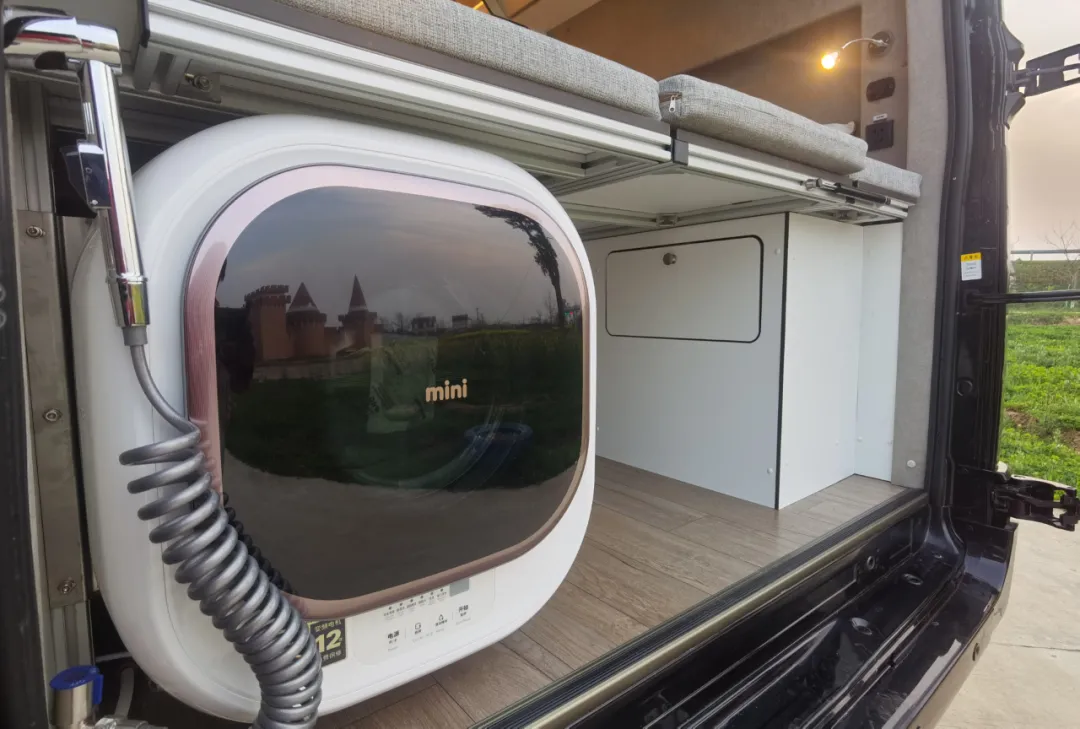 Weihang's new-generation Transit Pro F590 business car or business ...