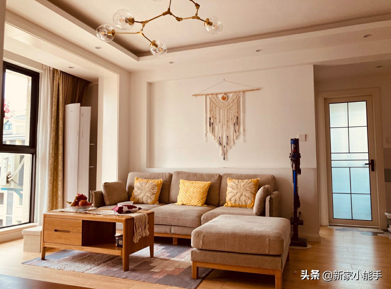 100m2 four rooms, designed, wall shaving, not easy to obey, the same ...