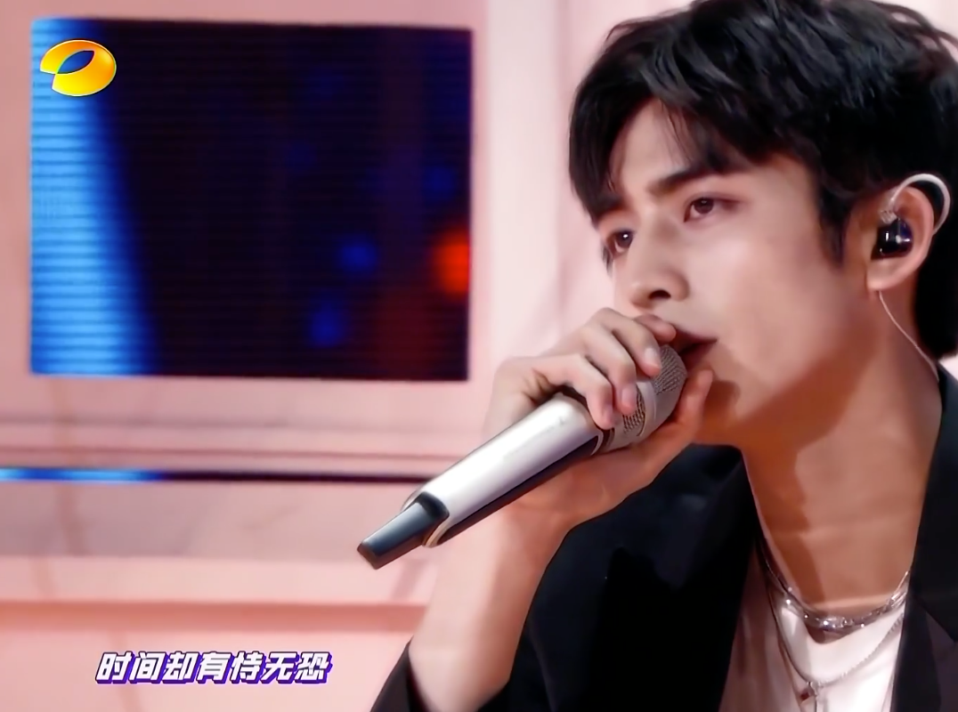 The actor's New Year's Eve state is embarrassing: Zhu Yilong is greasy ...