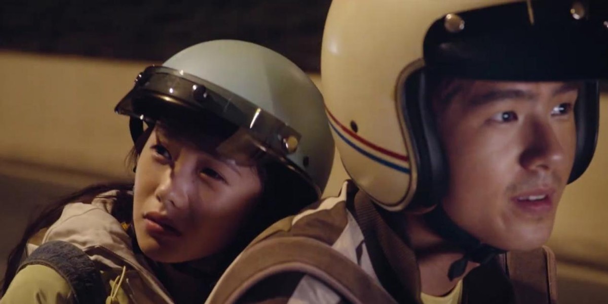 Liu Haoran's new film dyes a yellow hair, and he is in love with Liu Hao Cunbiao on a motorcycle ...