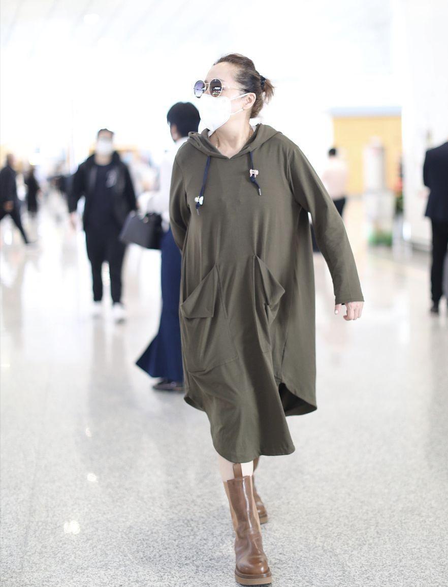 Tian Niu succeeded in dressing up tenderly, her grandmother has a ...