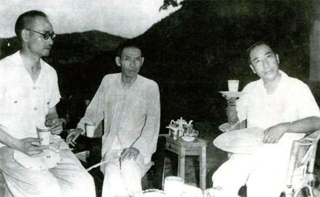 Sun Dianying gave Dai Li a Qianlong Nine Dragon Sword, but Dai Li never ...