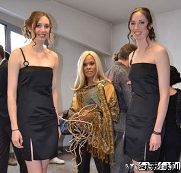 The 10 weirdest women in the world Natasha Verushka can swallow 14 ...