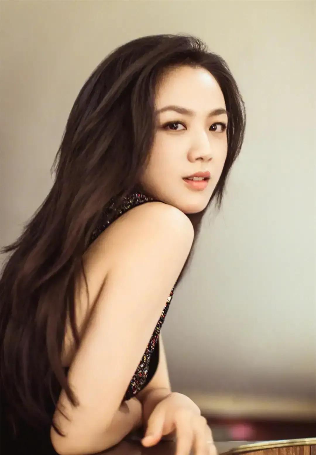 Tang Wei ~ Women's taste is full - iNEWS