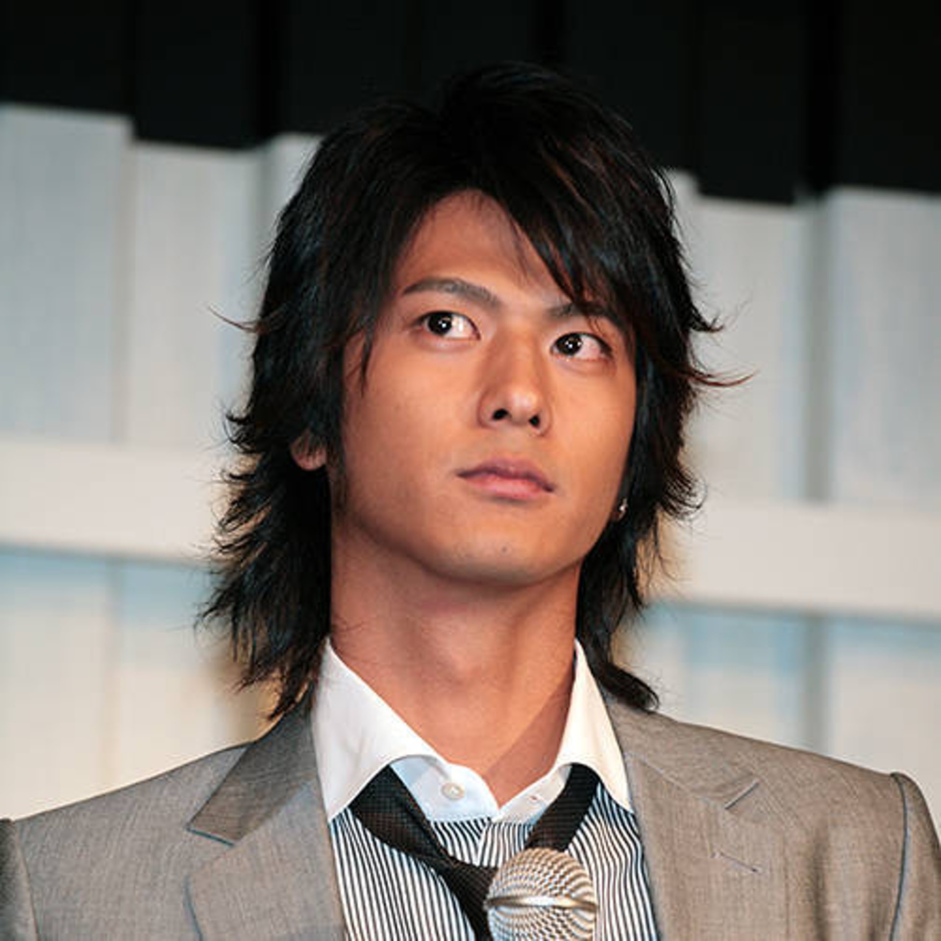 Before and after the comparison of 8 Japanese male stars, there is one ...