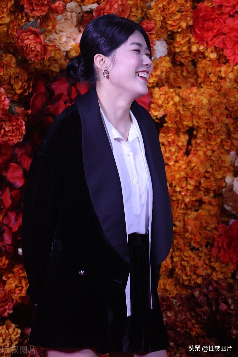 Yang Mi, He Sui, Du Juan, Tong Yao, Qiu Tian, Zhang Junning, Chen Yu ...