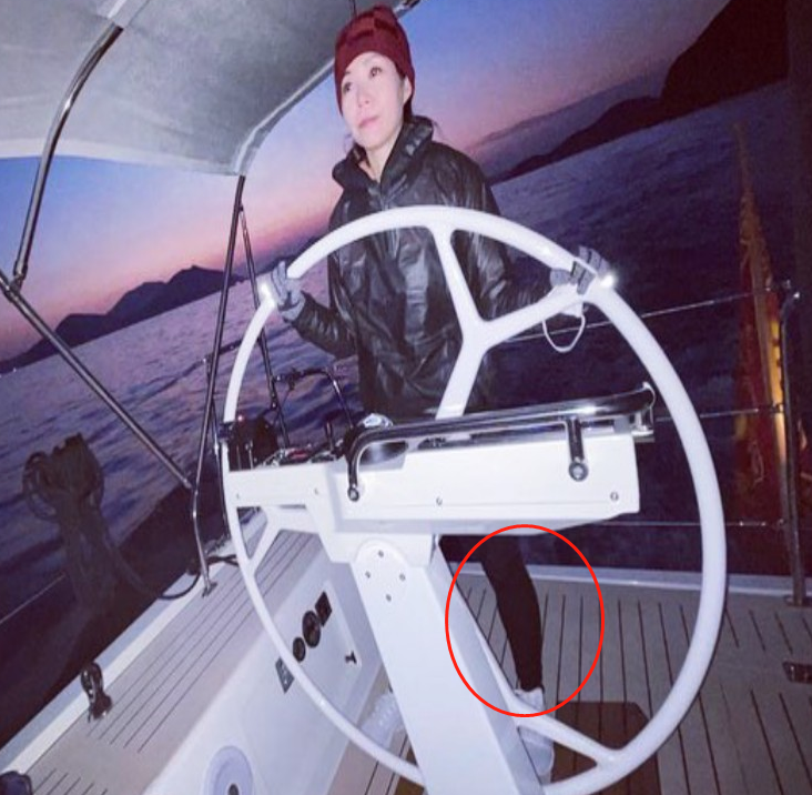 Lv Lijun, a billionaire rich woman, shows off a luxury yacht! A pair of ...