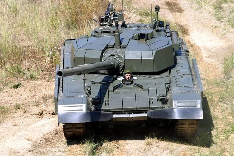 Efforts to piece together the wedding dress: Croatian M95 "Degman" main ...