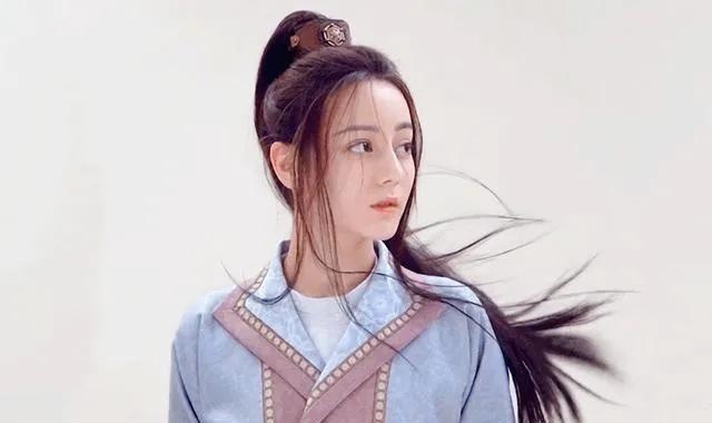 "Long Song Xing" Li Changge's family was killed, but she escaped, the ...