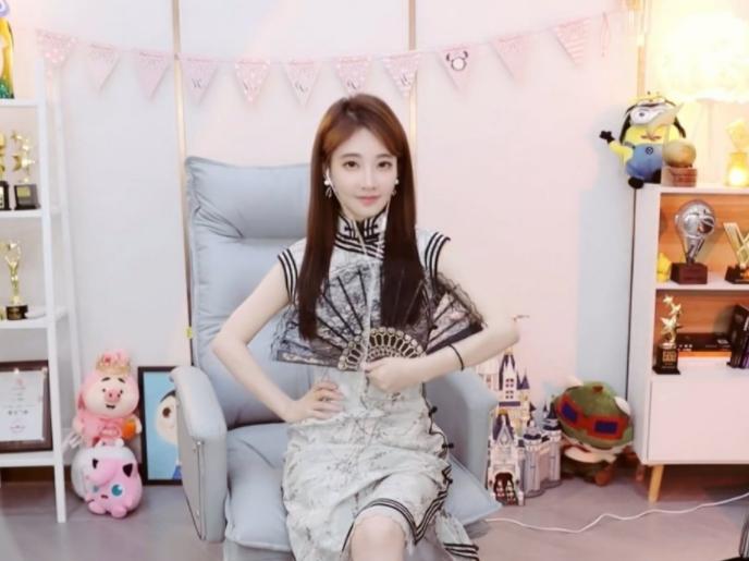 The video of Feng Timo's dance practice is released, and it is ...