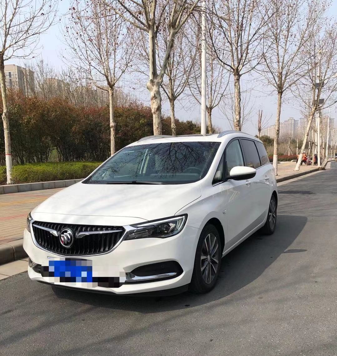 With GL6, it's super easy on the way to work, and it's super easy to ...