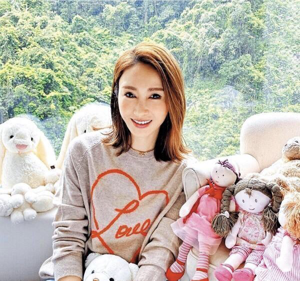 Kutai Gigi Lai Zi has a good face in the photos, and his 3 daughters ...