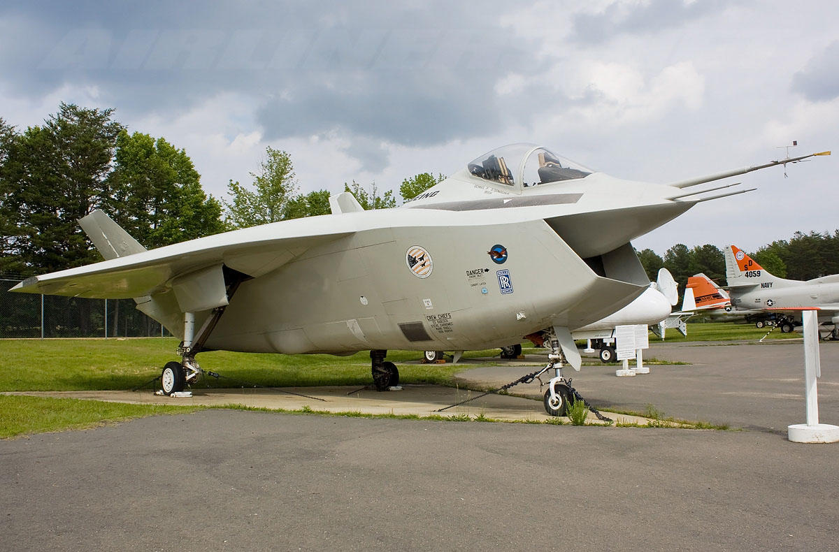 7 reasons why the Boeing X32 lost to the Lockheed Martin X35 fighter ...