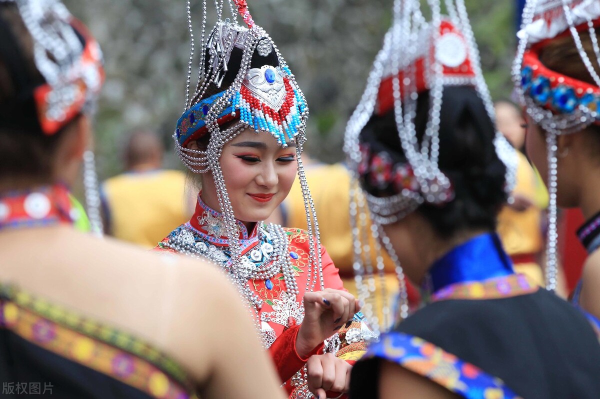 Collection of 56 Chinese Nationalities (10) - iNEWS