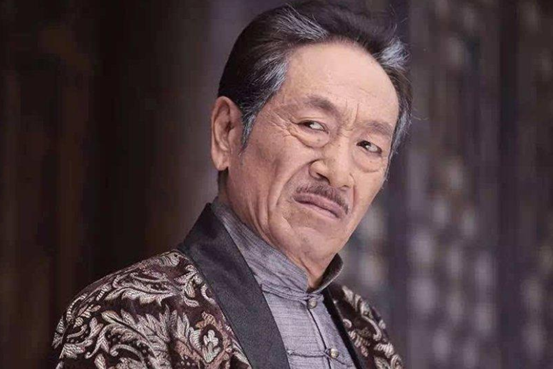 Old Opera Bone Wang Kui Rong: At 40, he went to Chinese Opera, married 37-year-old wife, still ...