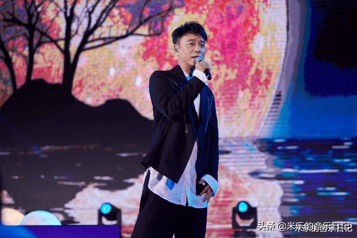 Hacken Lee and Wang Heye's new singles are online!Breaking the ...